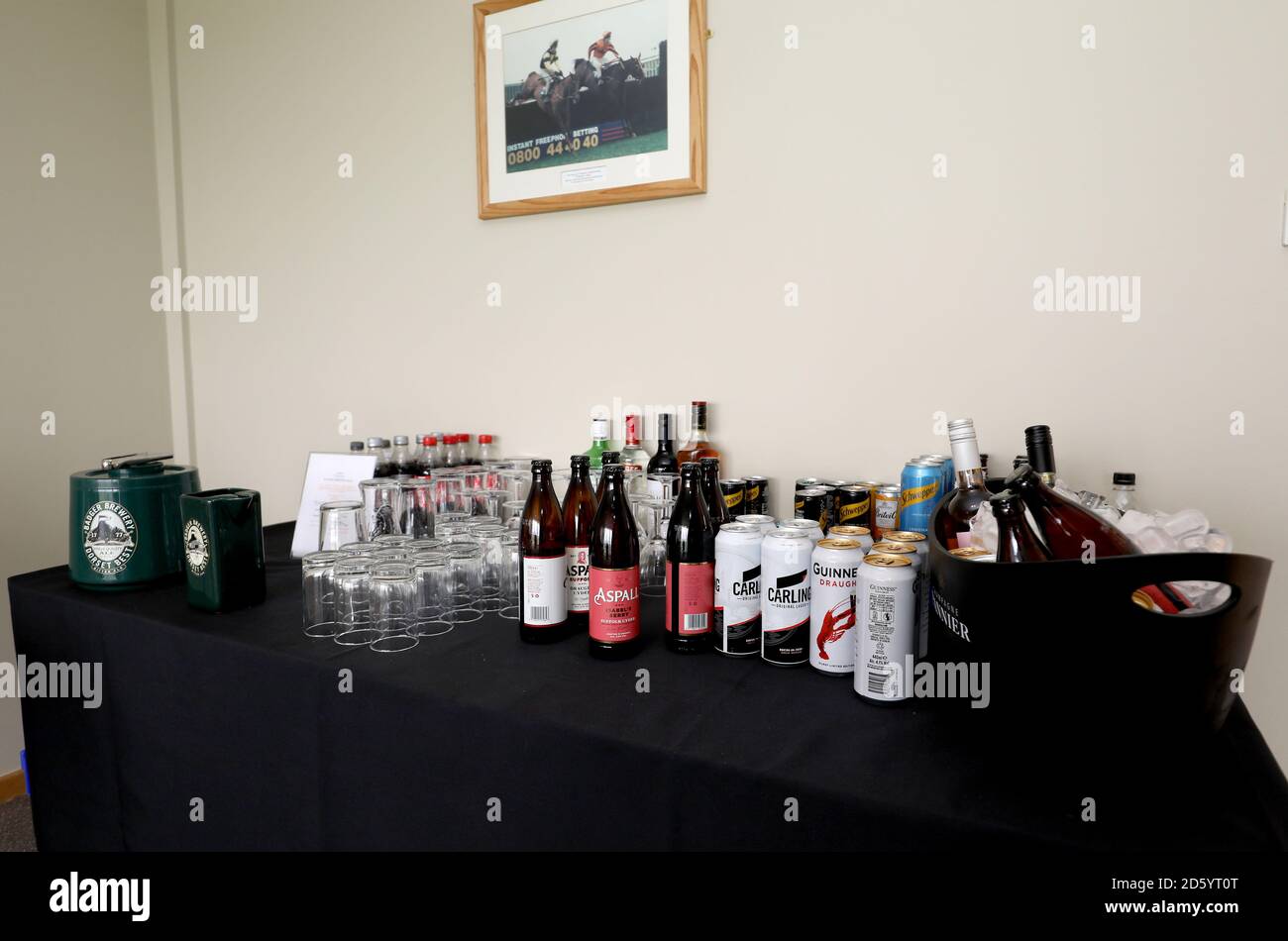 Hospitality at wincanton hi-res stock photography and images - Alamy
