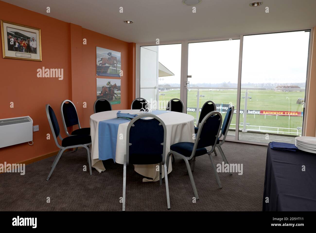Hospitality box at the racecourse Stock Photo - Alamy