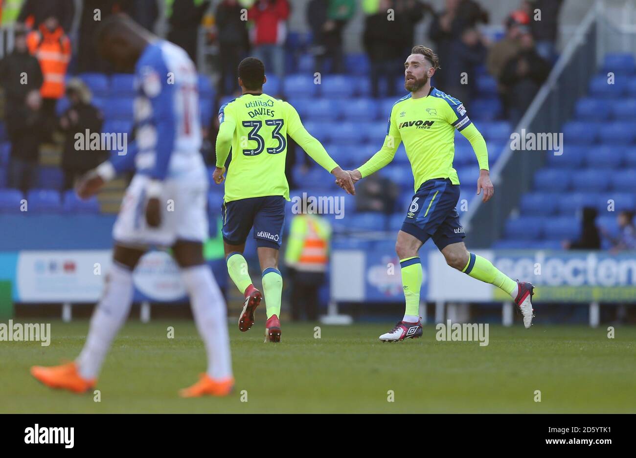 Derby countys richard keogh celebrates scoring hi-res stock photography ...