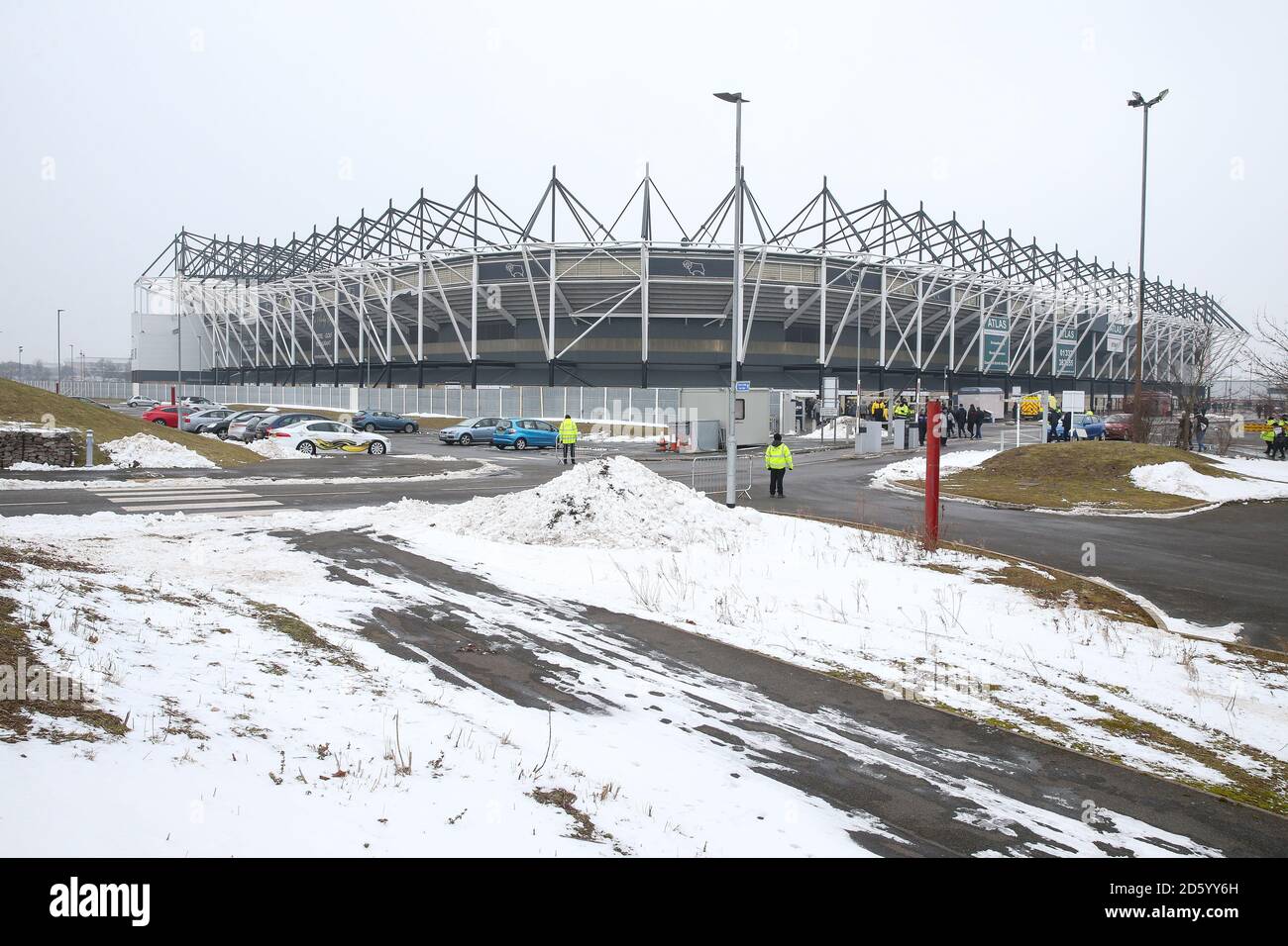 Snowy scenes outside the stadium before Derby County's and Fulham's ...