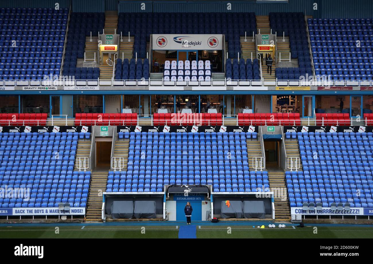 A general view of the Madejski Stadium Stock Photo - Alamy