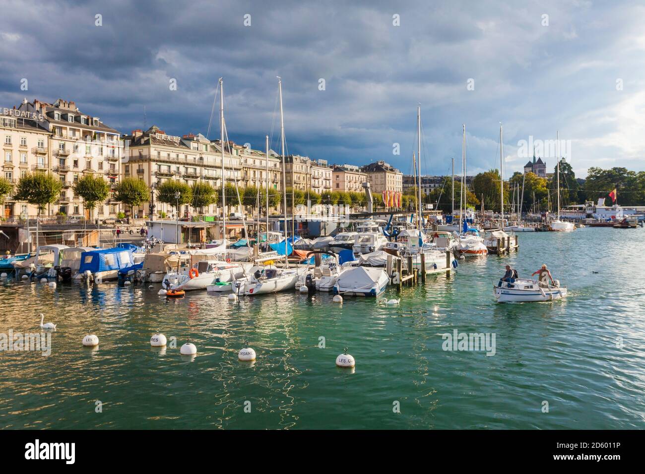 Switzerland, Geneva, Lake Geneva, boats at Quai Gustave Stock Photo - Alamy