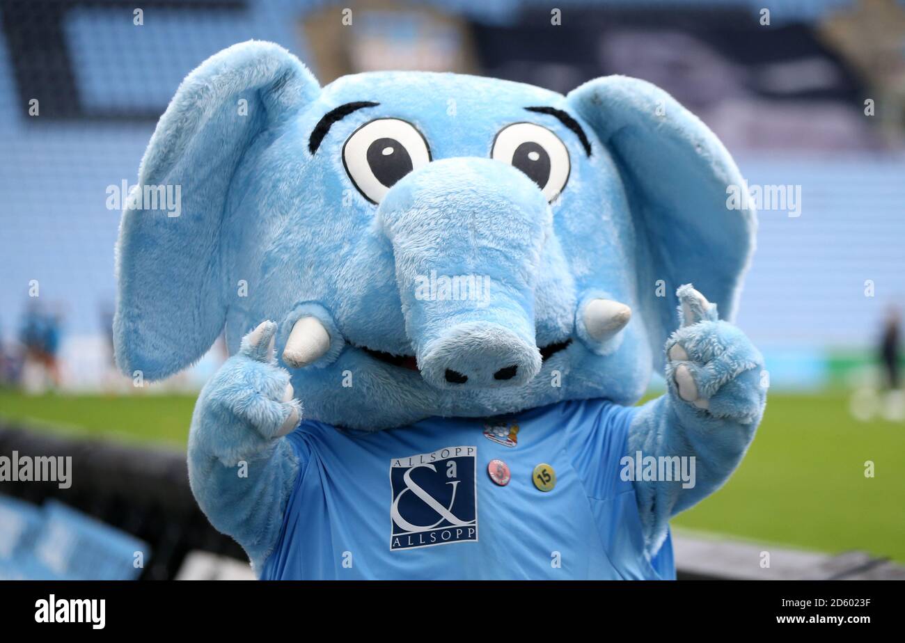 Coventry City mascot Sky Blue Sam Stock Photo - Alamy
