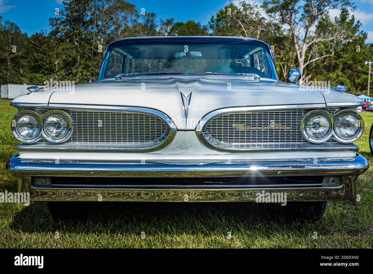 Pontiac bonneville 1959 hi-res stock photography and images - Alamy