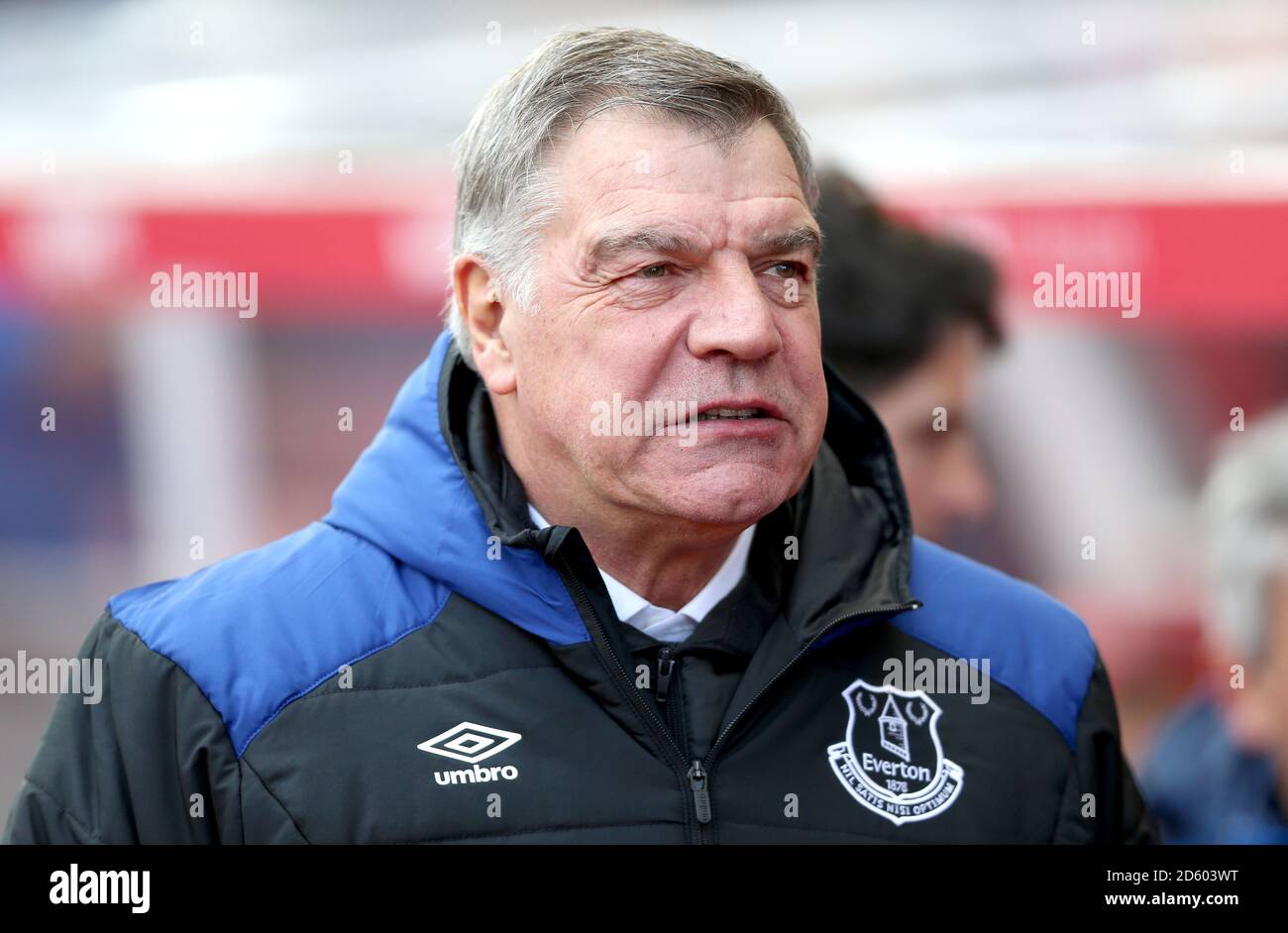 Everton badge hi-res stock photography and images - Alamy