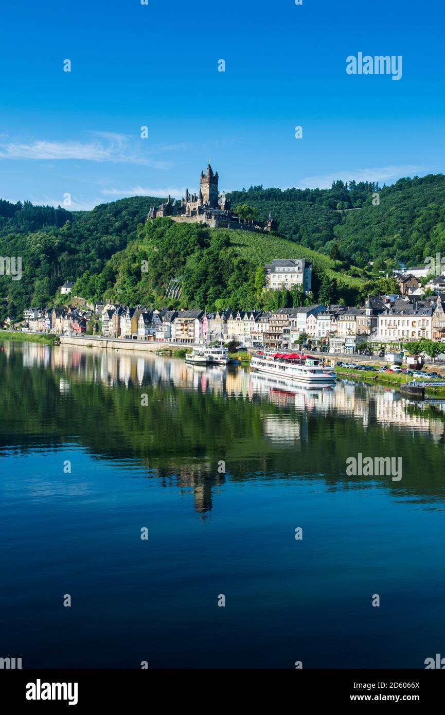 Small moselle castle hi-res stock photography and images - Alamy
