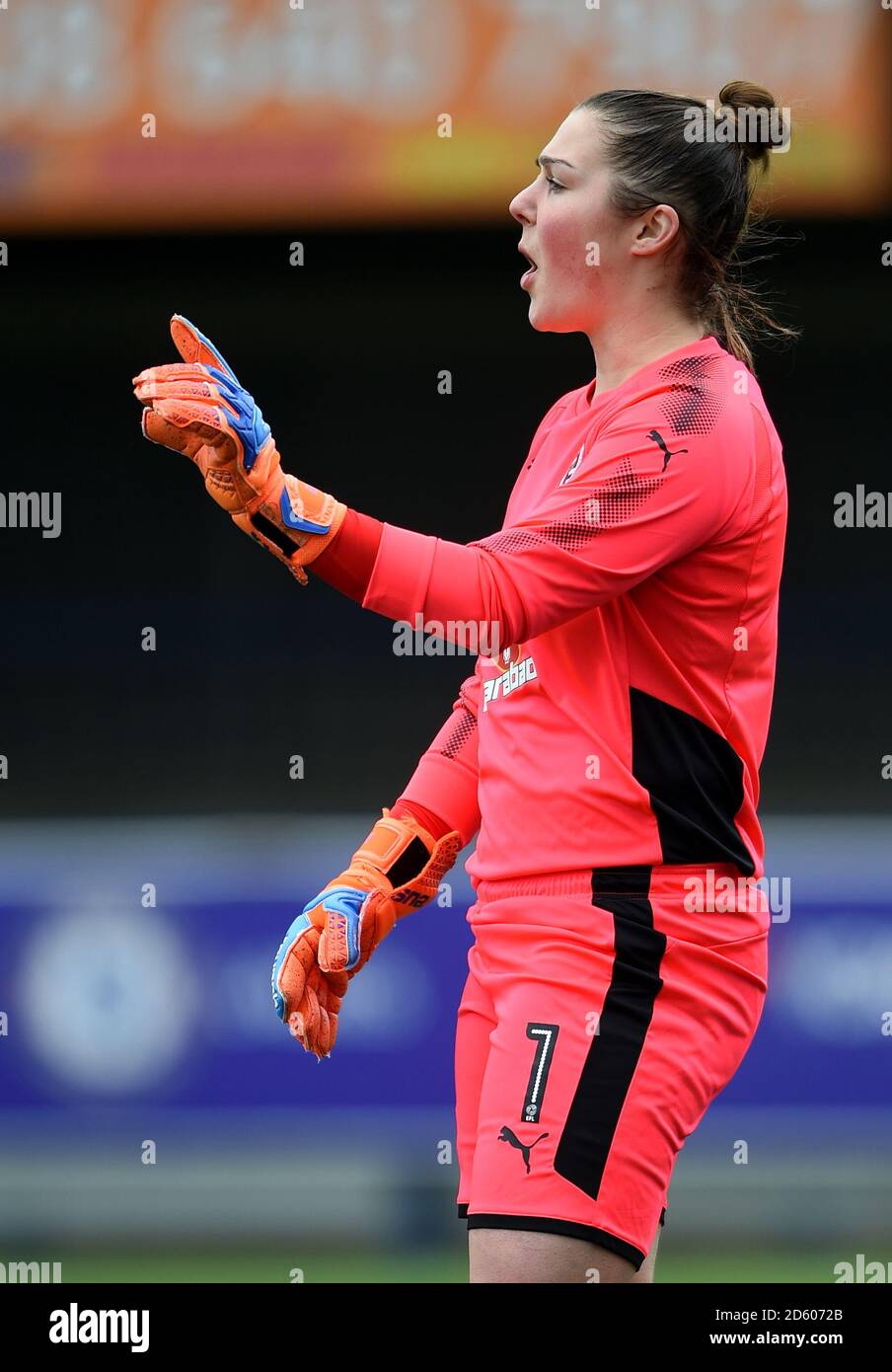 Reading goalkeeper Mary Earps Stock Photo - Alamy