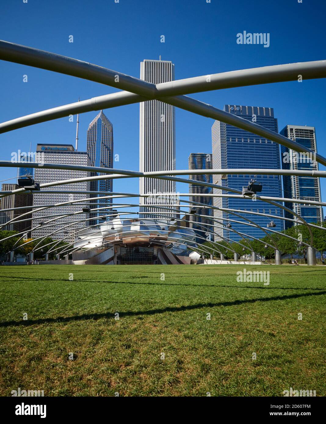 USA, Illinois, Chicago, Millennium Park, Jay Pritzker Pavilion Stock ...