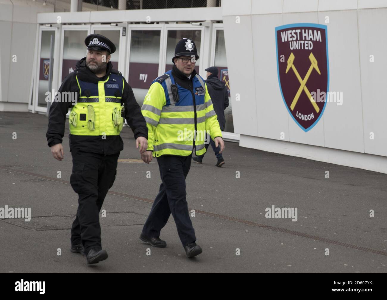 A view of police officers outside the ground Stock Photo - Alamy