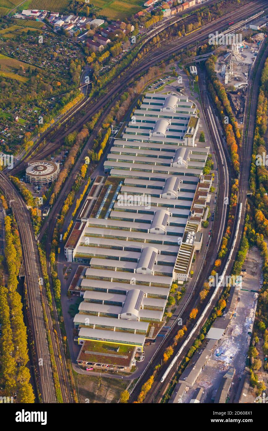 Aerial view of mercedes benz engine works hi-res stock photography and ...
