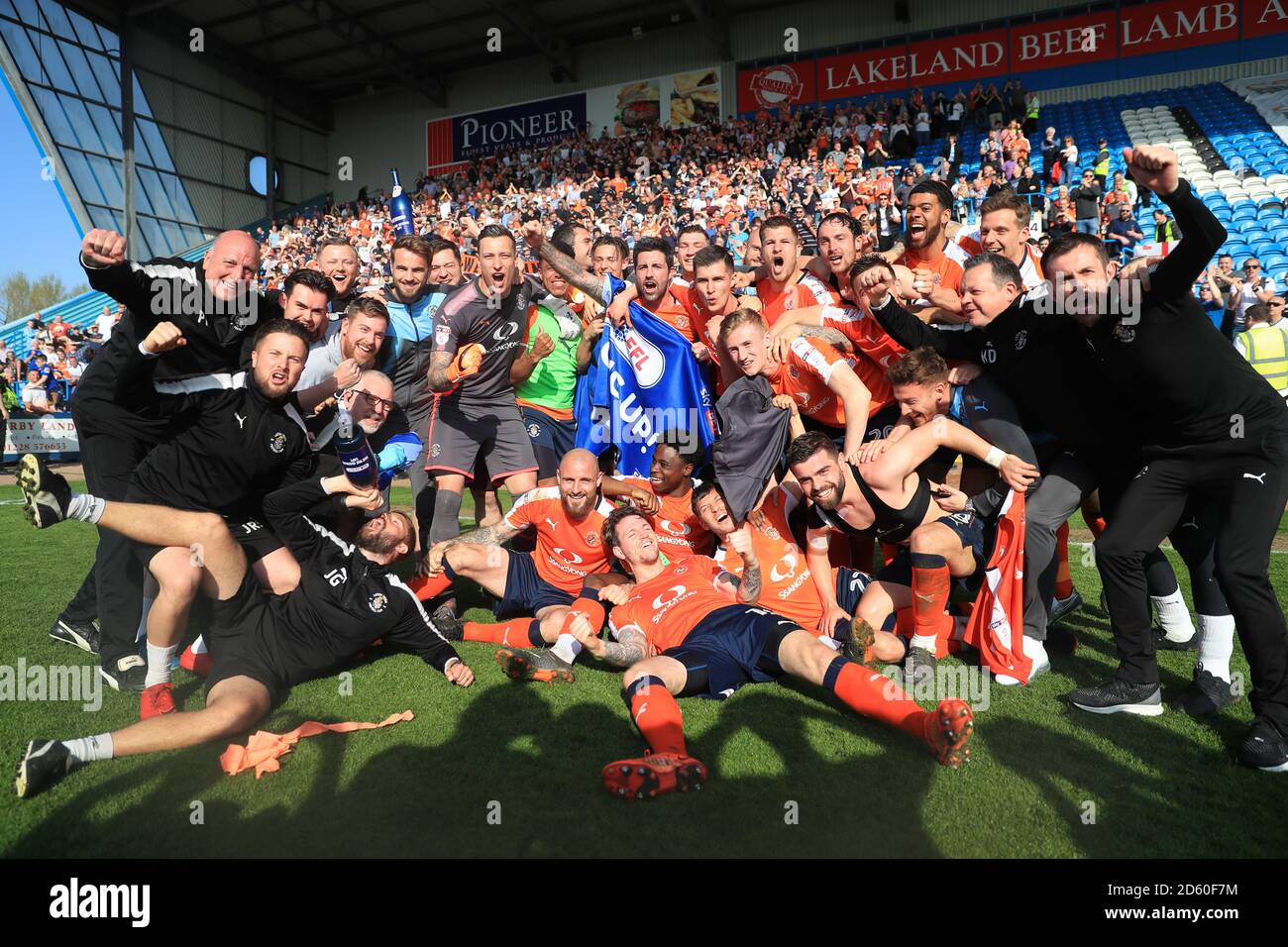 Luton Town celebrate promotion after the final whistle Stock Photo - Alamy