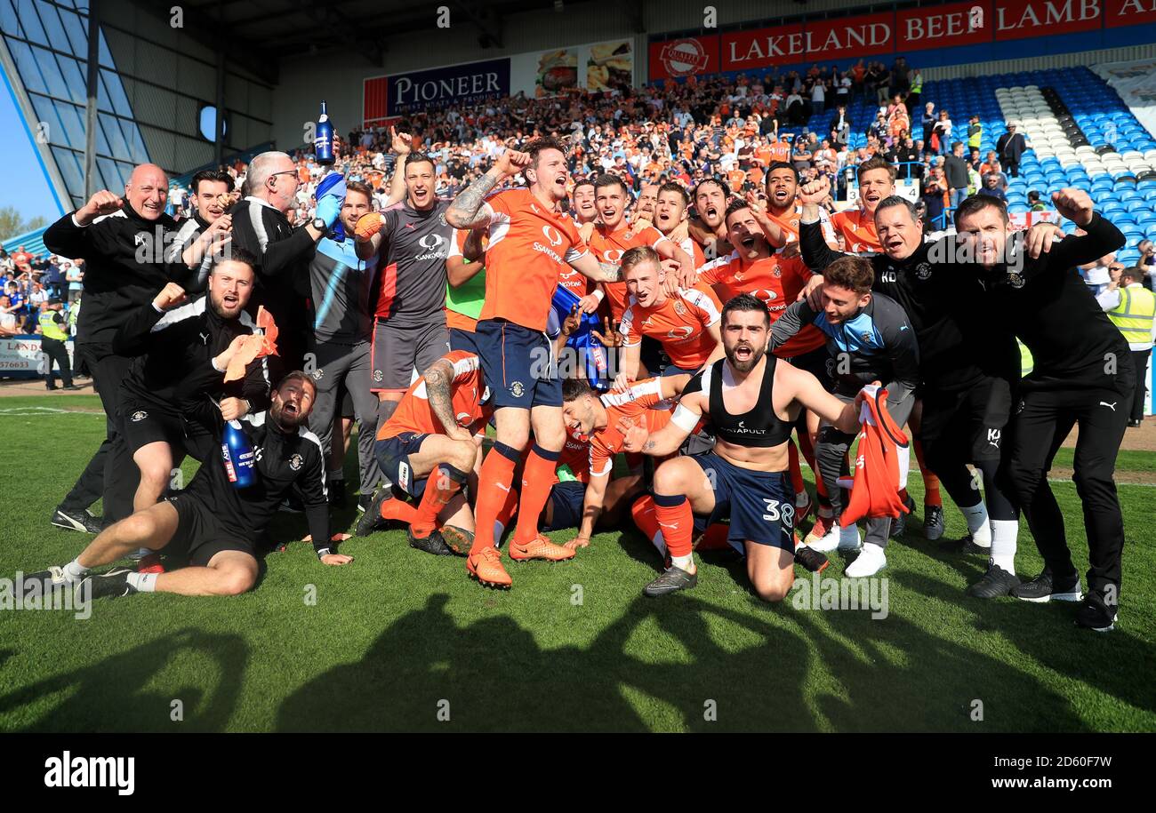 Luton Town celebrate promotion after the final whistle Stock Photo - Alamy