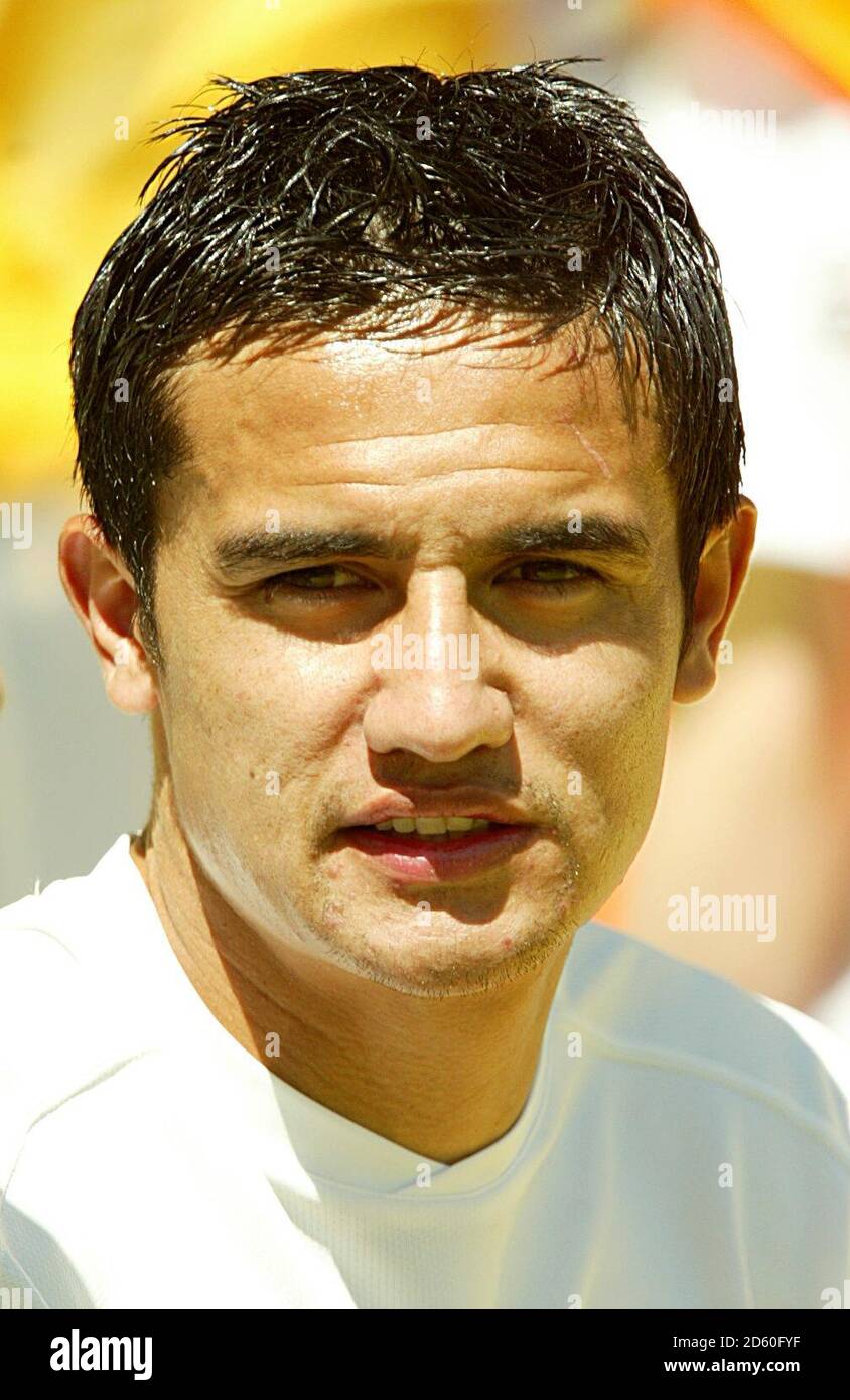 Tim cahill hi-res stock photography and images - Alamy