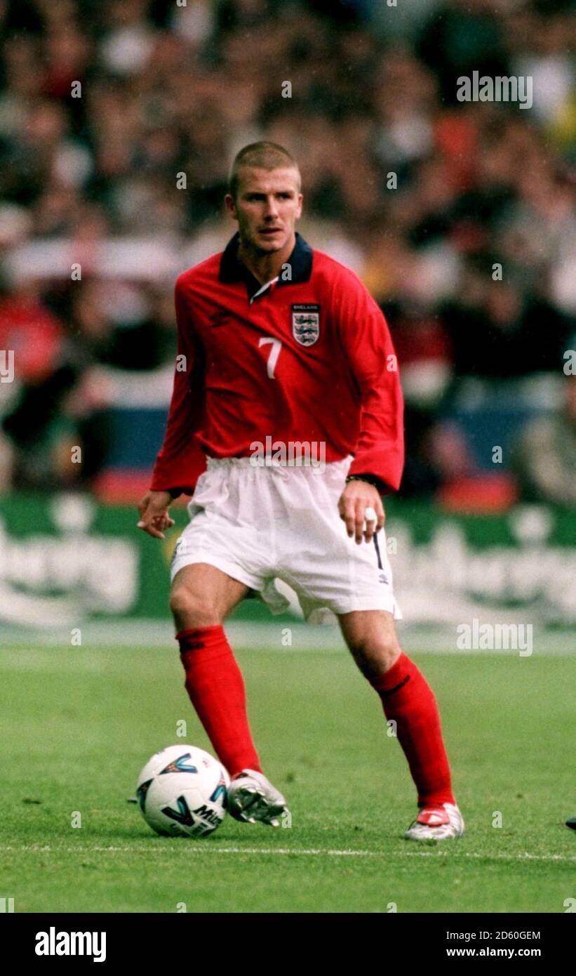 David beckham england football soccer hi-res stock photography and ...