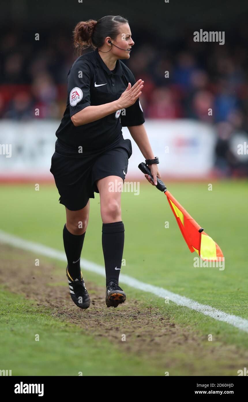 Assistant referee lisa rashid hi-res stock photography and images - Alamy