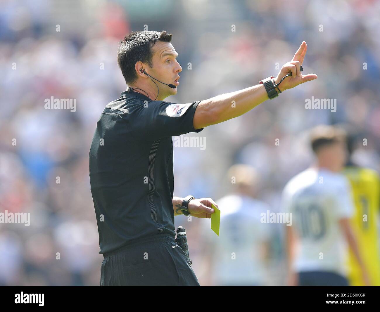 Referee Andrew Madley Stock Photo - Alamy