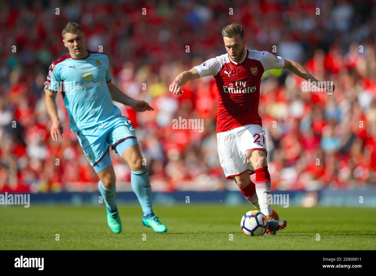 Arsenals calum chambers hi-res stock photography and images - Alamy