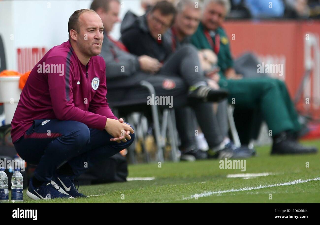 Manchester city coach nick cushing hi-res stock photography and images ...