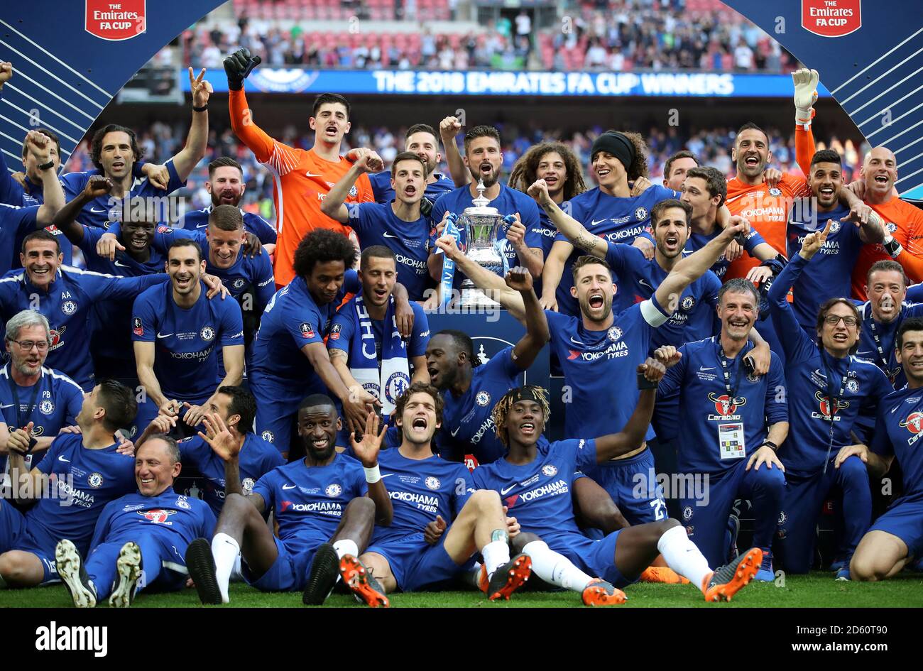 Chelsea players celebrate with the FA Cup trophy Stock Photo - Alamy