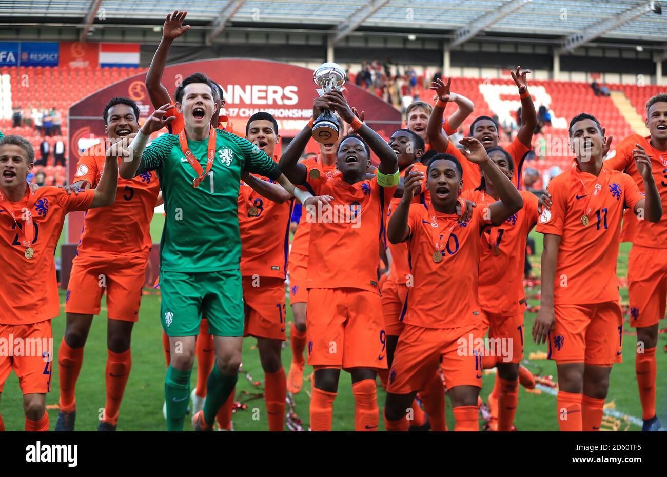 Netherlands U17's captain Daishawn Redan lifts the trophy Stock Photo ...