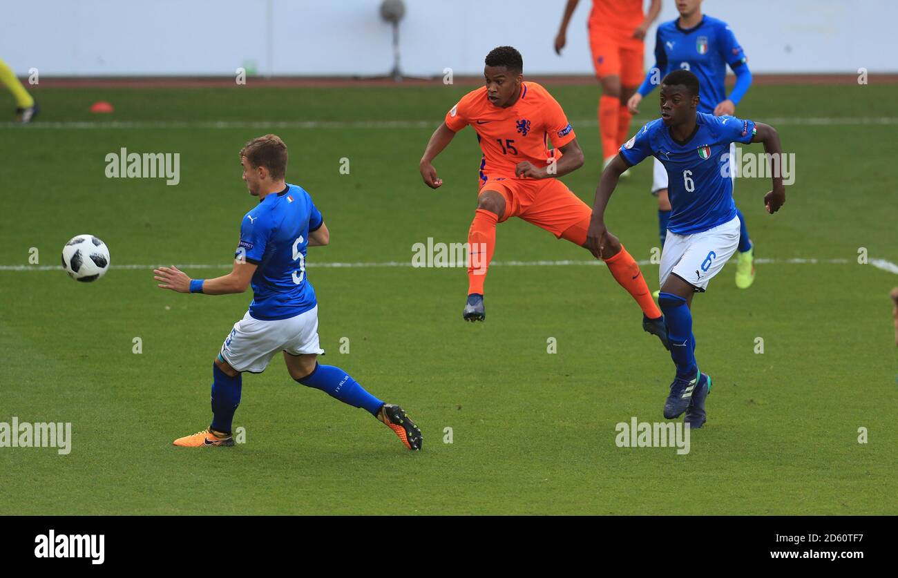 Netherlands scores first goal hi-res stock photography and images - Alamy