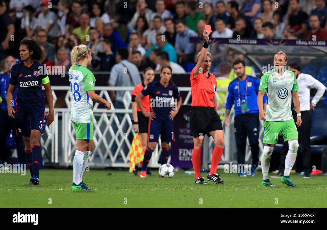 Wolfsburg's Alexandra Popp (right) receives a red card from Referee ...