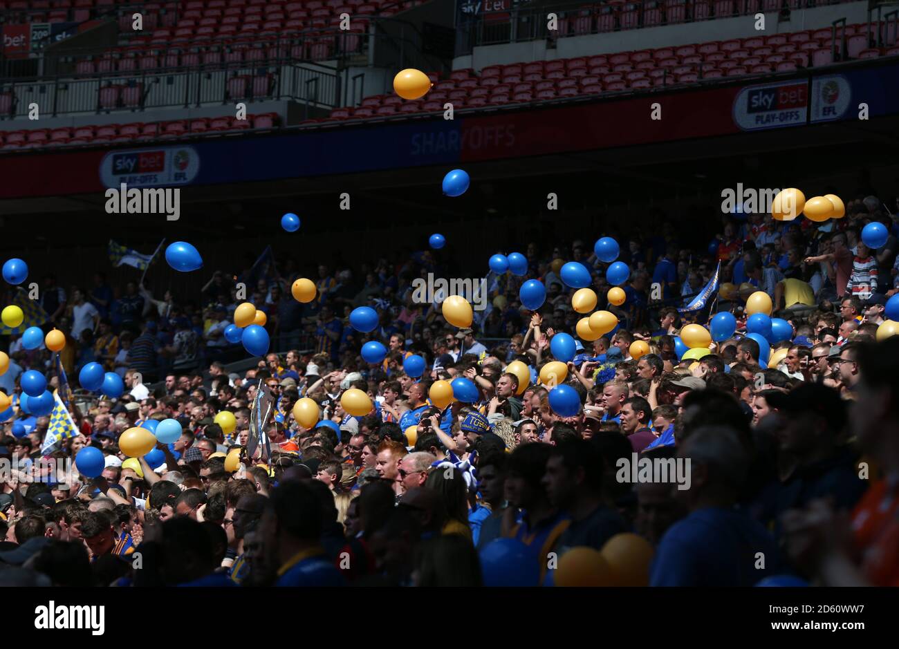 Balloons are released in the stands at Wembley Stadium Stock Photo - Alamy