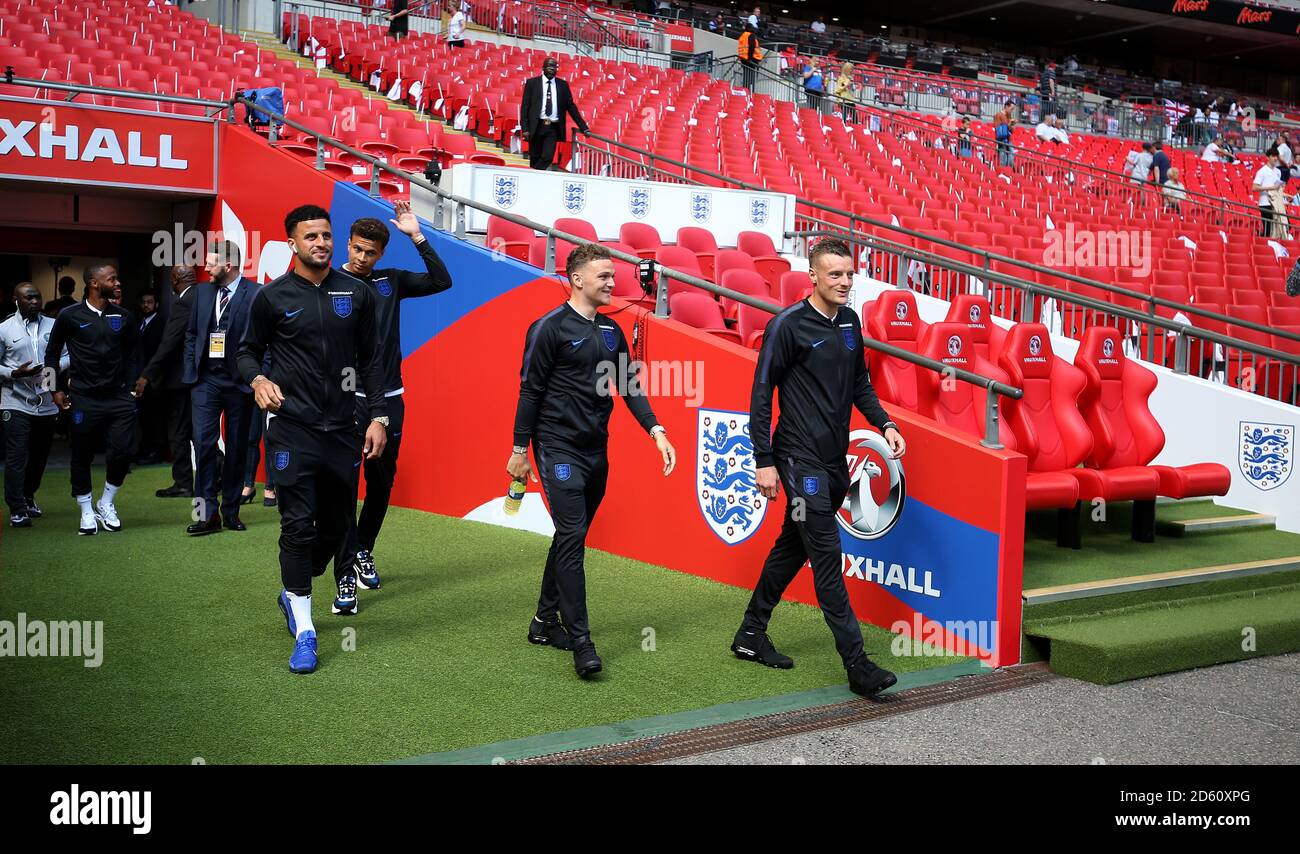 Englands left right kyle walker hi-res stock photography and images - Alamy