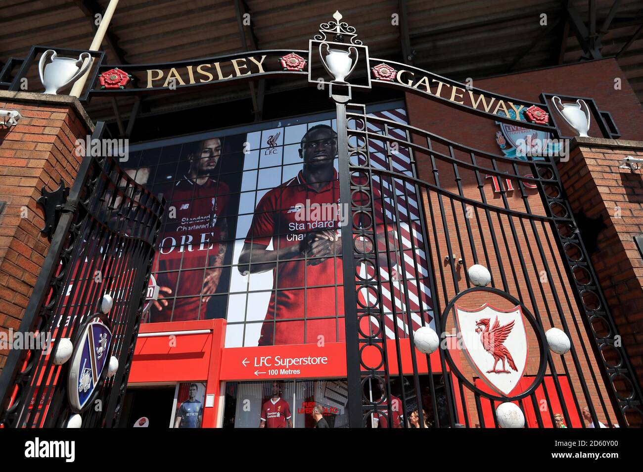 Paisley gates hi-res stock photography and images - Alamy