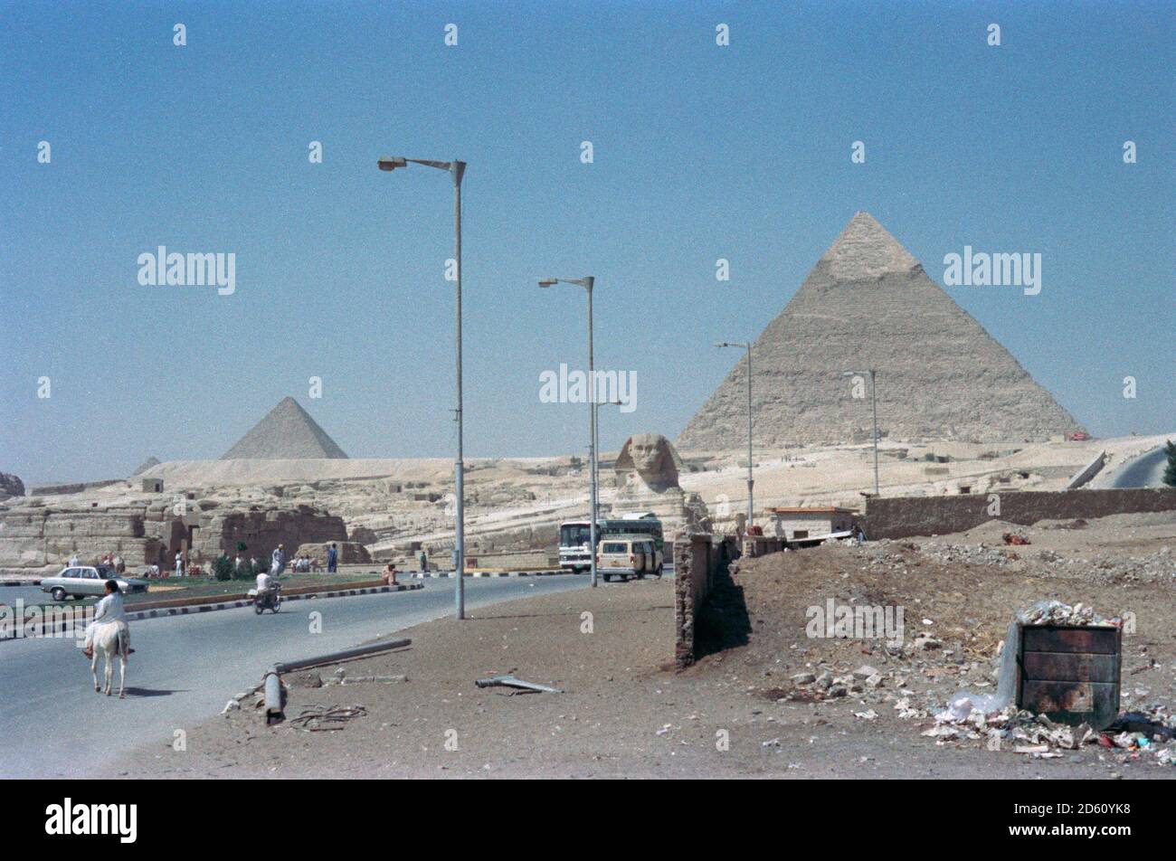 Pyramid of Menkaure (Mykerinos), Great Sphinx, Pyramid of Khafre ...