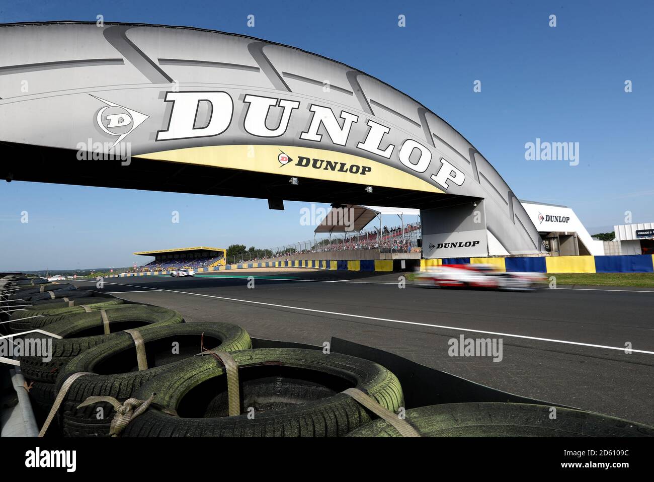 Dunlop bridge le mans hi-res stock photography and images - Alamy