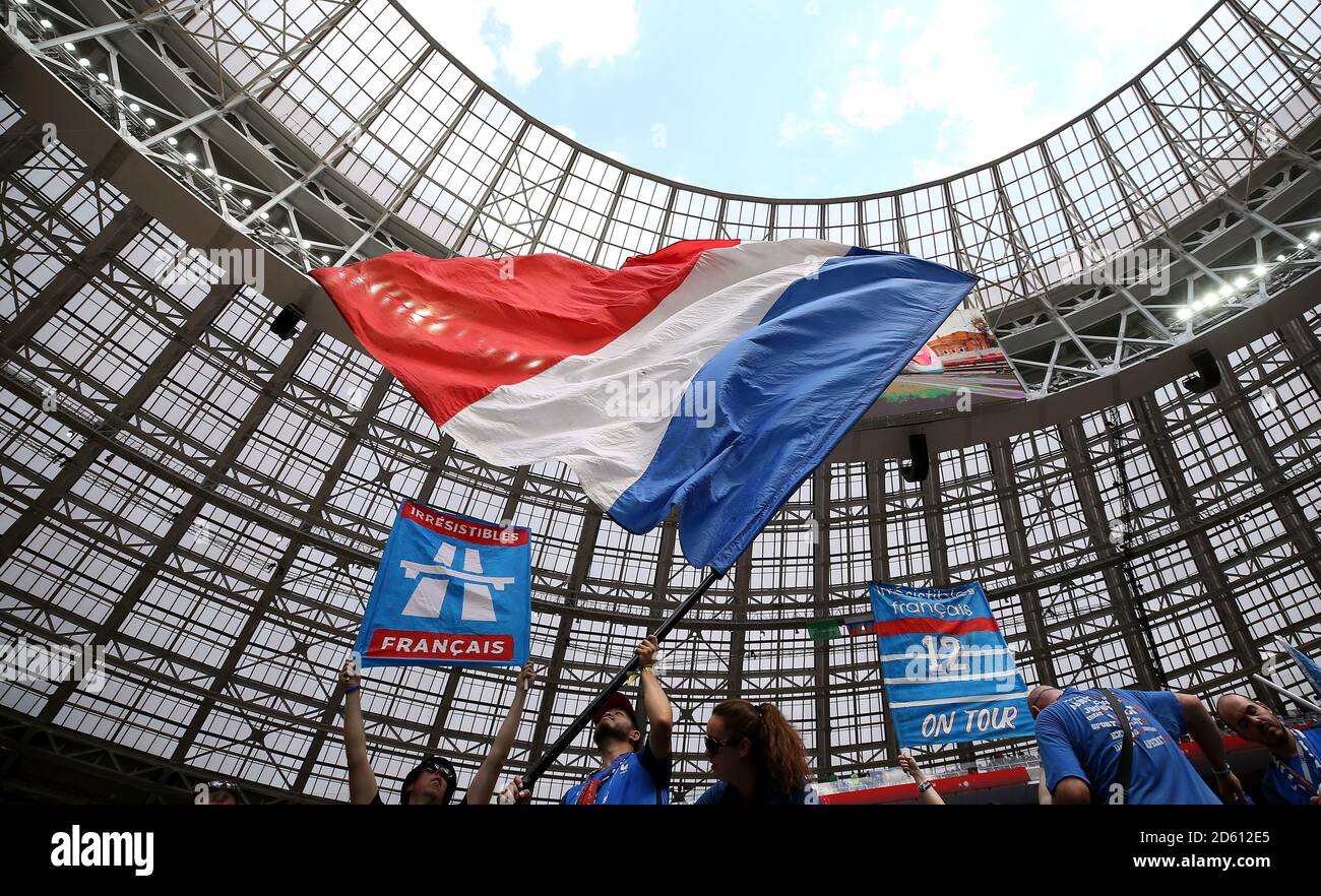 Russian fans wave russian flag hi-res stock photography and images - Alamy