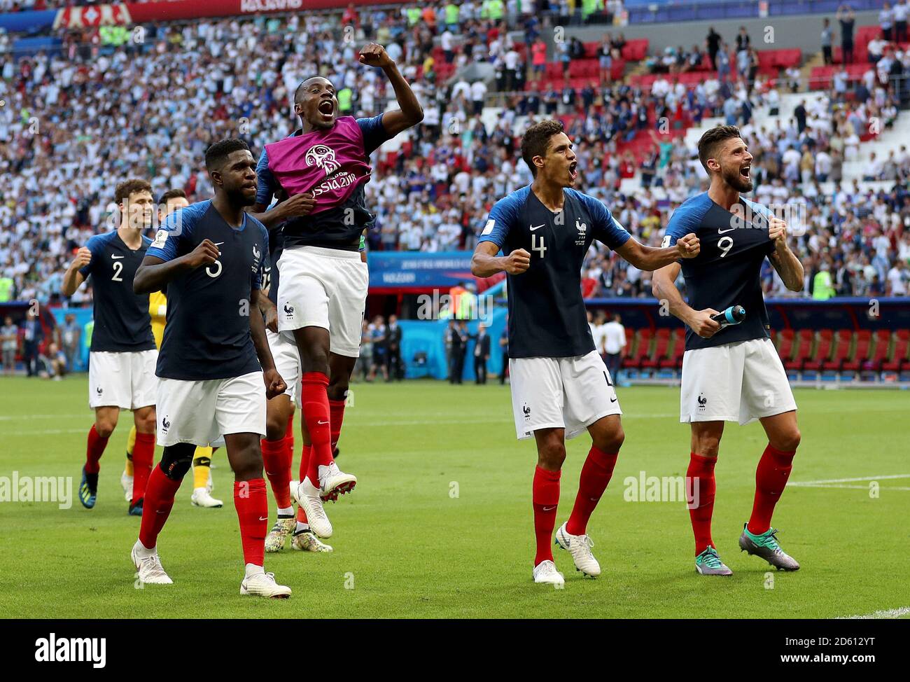 France's Samuel Umtiti (left), France's Blaise Matuidi (second left ...