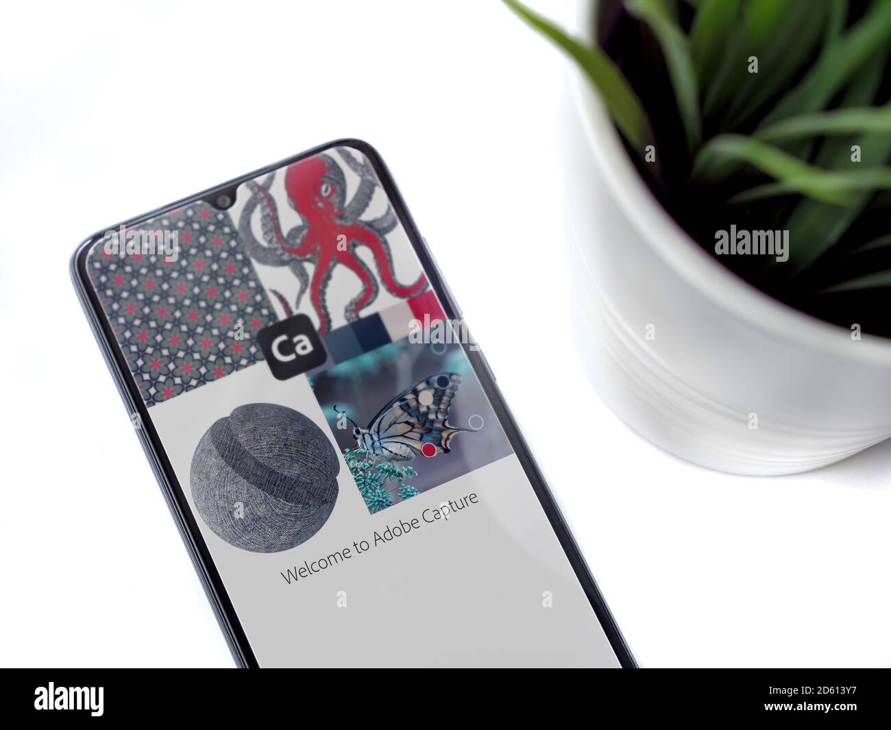 Adobe capture logo hi-res stock photography and images - Alamy