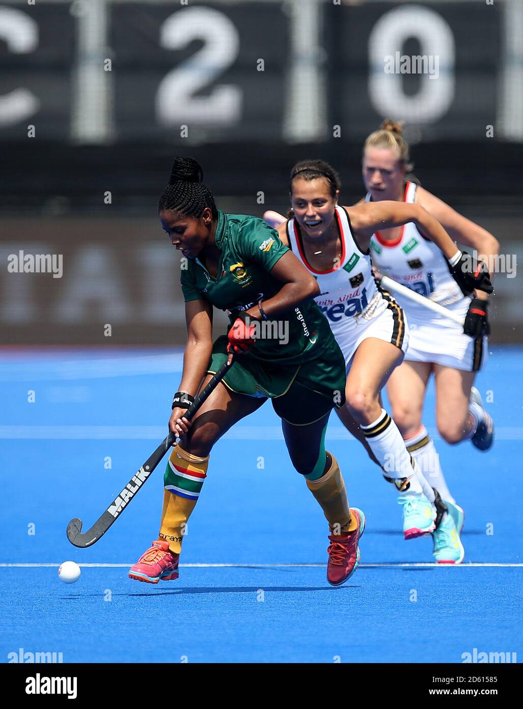 South Africa's Sulette Damons in action Stock Photo - Alamy