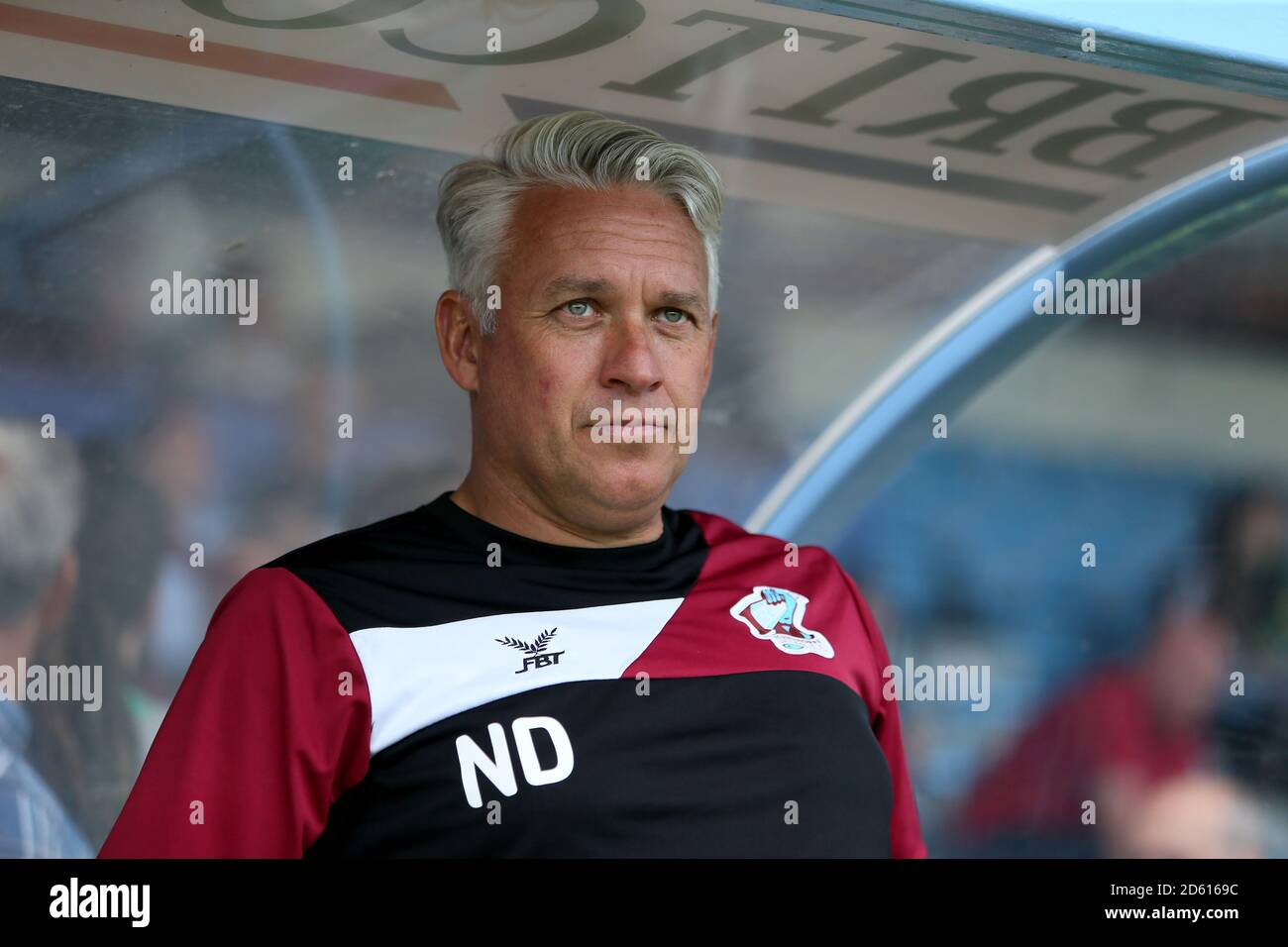 Scunthorpe United's Manager, Nick Daws Stock Photo - Alamy