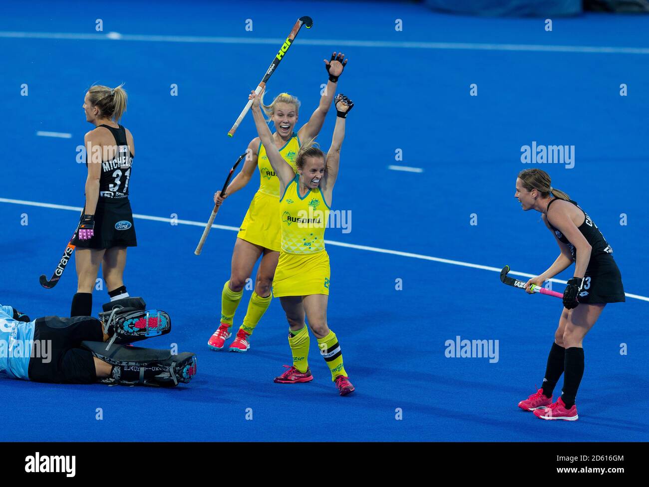 Emily smith hi-res stock photography and images - Alamy