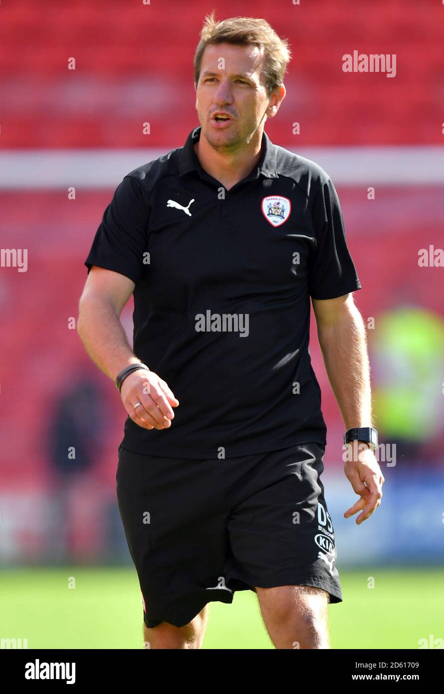 Barnsley manager daniel stendel hi-res stock photography and images - Alamy