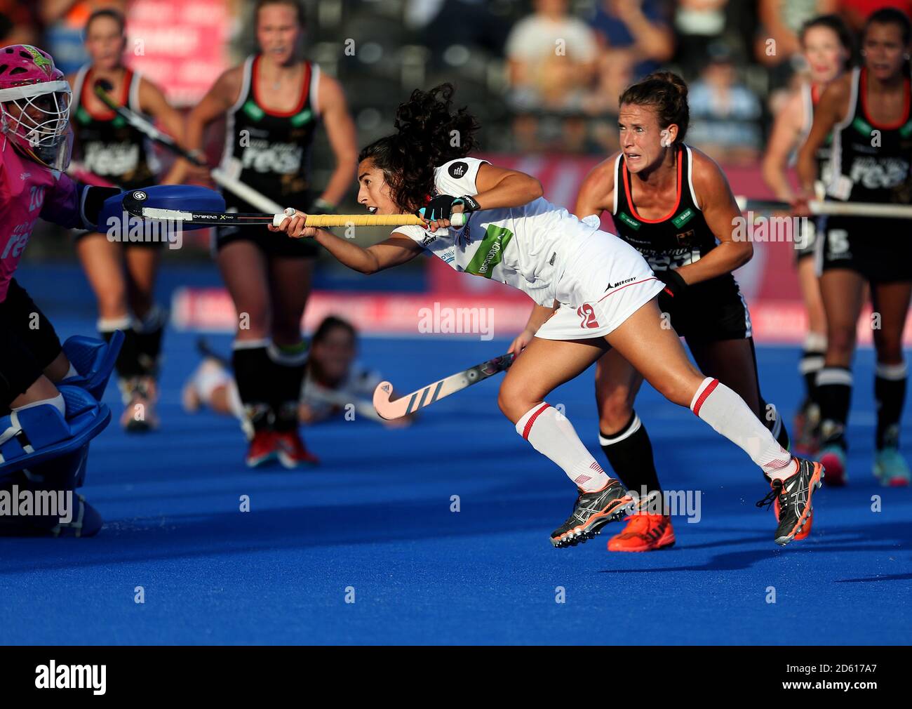 Spain's Carmen Cano scoring her sides first goal Stock Photo - Alamy