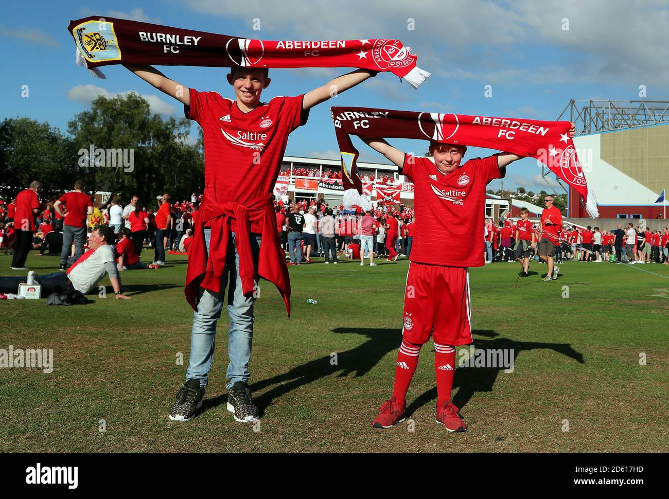 Aberdeen football club fans hi-res stock photography and images - Alamy