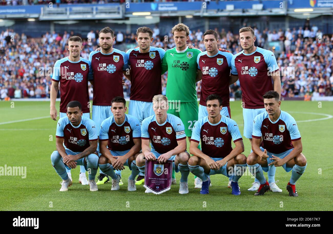 Burnley's players (back to front, L-R) Johann Berg Gudmundsson, Sam ...