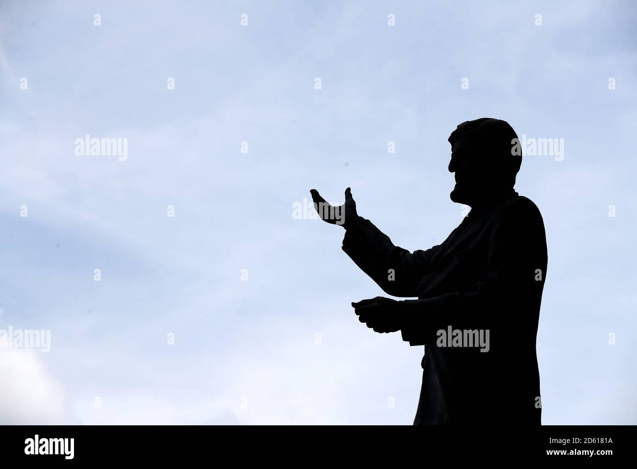 A view of the Jimmy Hill statue at the Ricoh Arena Stock Photo - Alamy