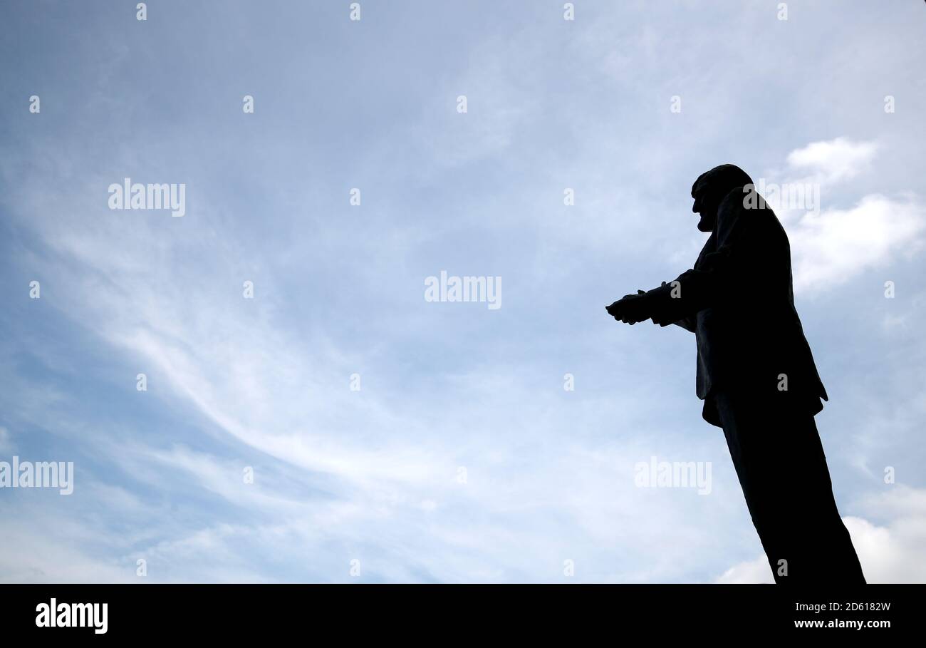 A view of the Jimmy Hill statue at the Ricoh Arena Stock Photo - Alamy