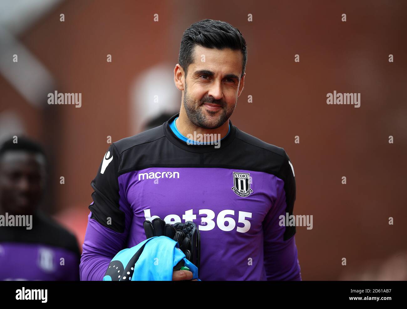 Stoke City's goalkeeper Adam Federici Stock Photo - Alamy