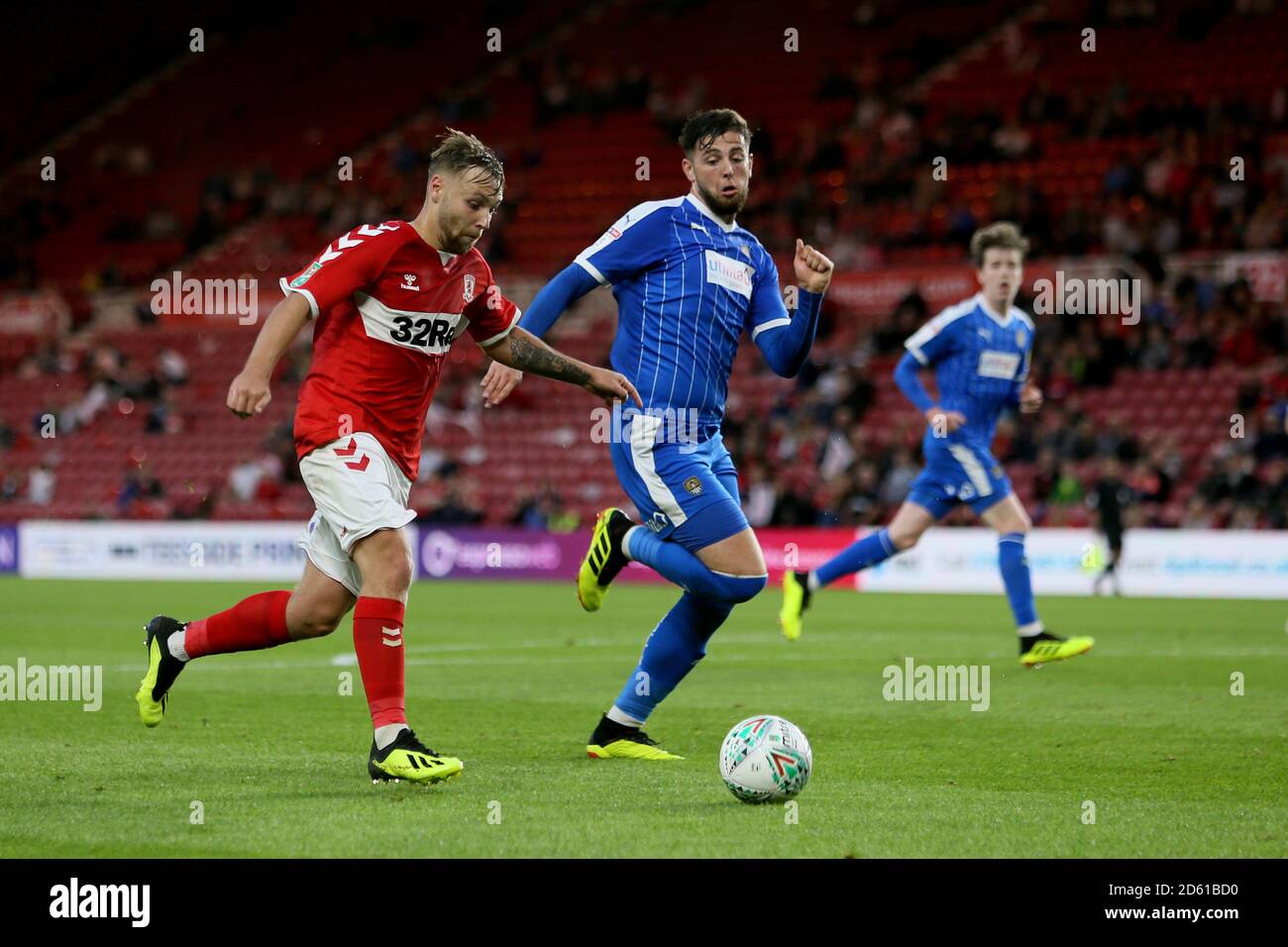 Middlesbrough's Harry Chapman sprints at the County defence Stock Photo ...