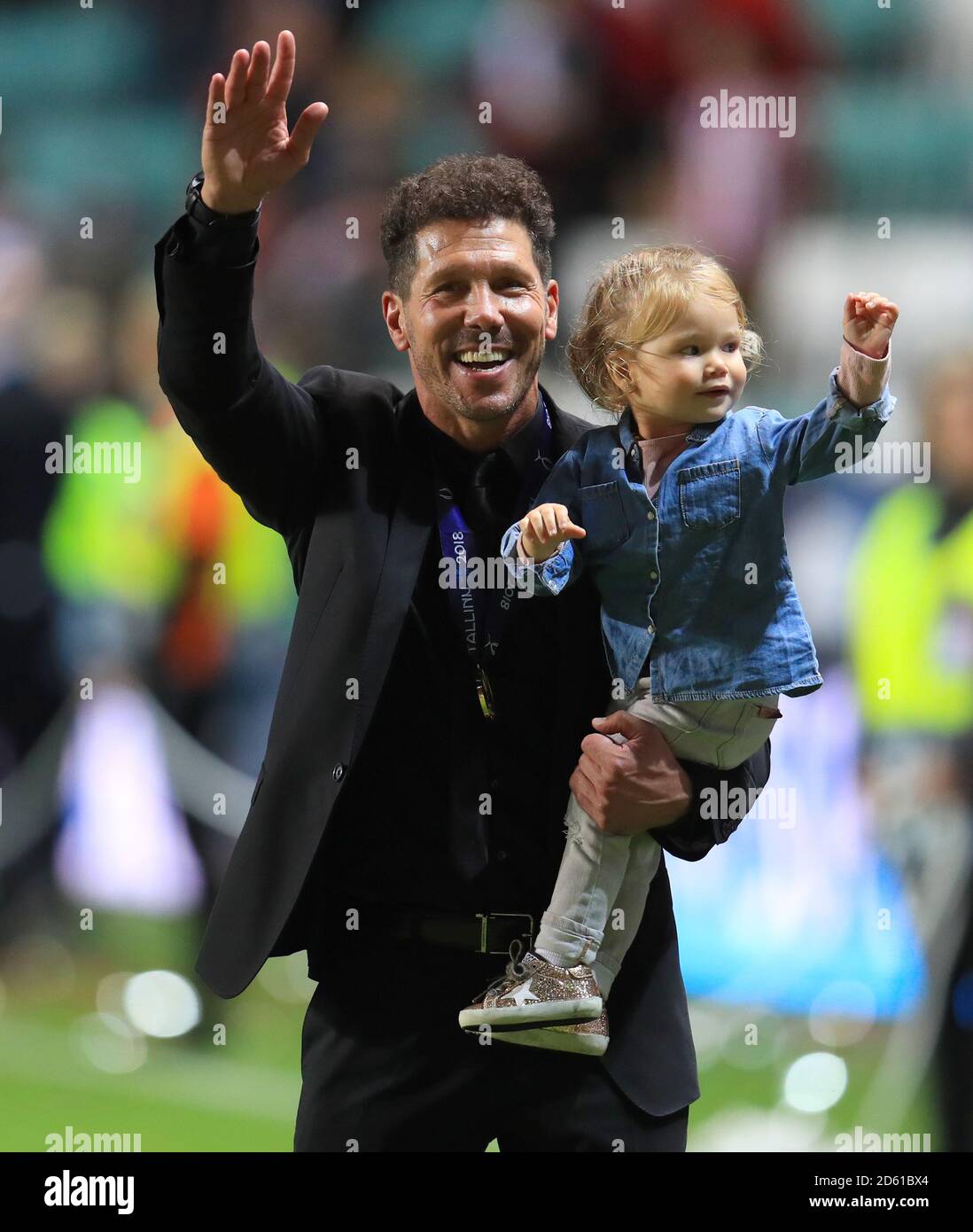 Atletico Madrid manager Diego Simeone celebrates with daughter ...
