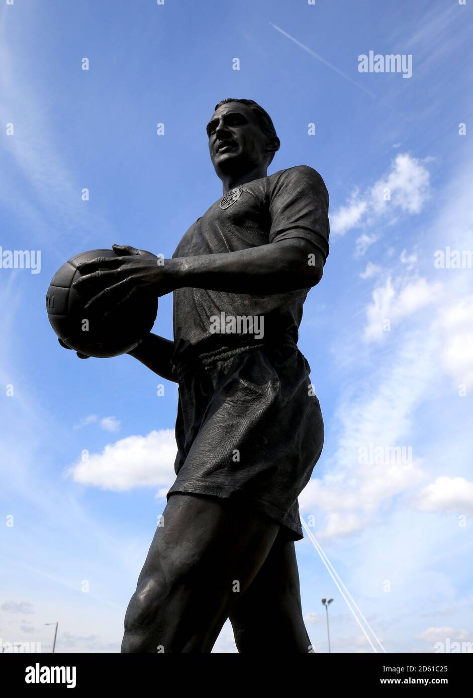 The Nat Lofthouse statue at the University of Bolton Stadium Stock ...