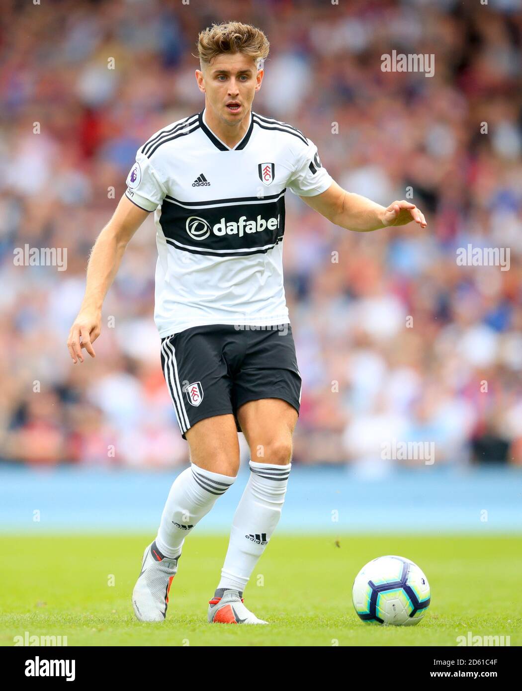 Fulham's Tom Cairney Stock Photo - Alamy