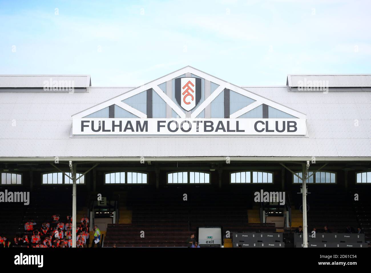 Johnny haynes stand hi-res stock photography and images - Alamy