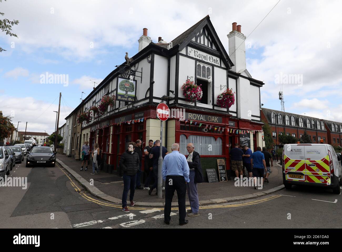 The royal oak pub london hi-res stock photography and images - Alamy